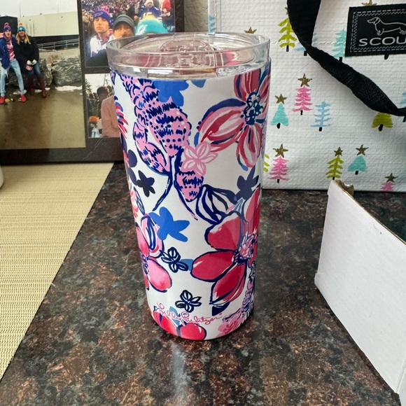 Lilly Pulitzer | Dining | Lilly Pulitzer Floral Insulated Slim Tumbler ...
